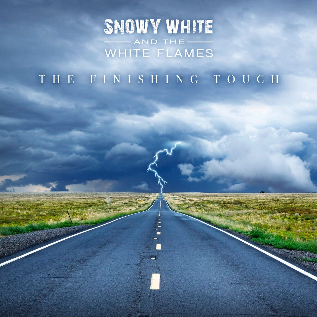 Snowy White brengt laatste album The Finishing Touch uit